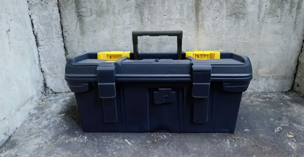 Tool Bag vs Tool Box - Clever Handymen